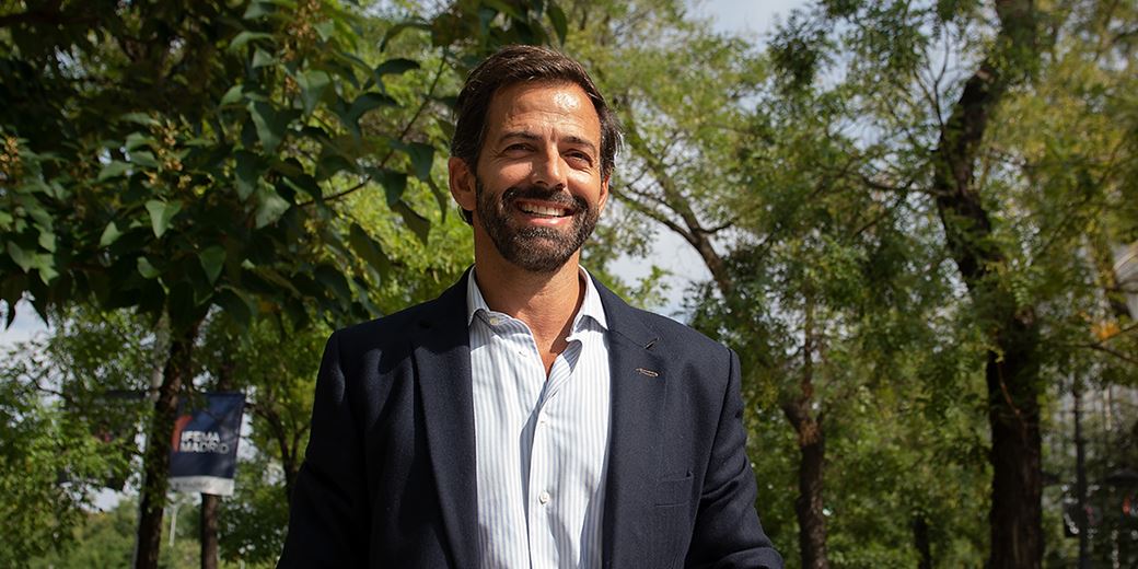 Le gusta el rock y la playa, así es el selector (español) más ...