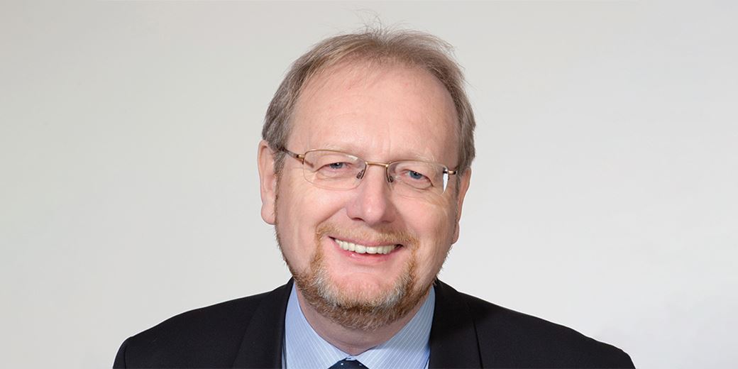 Peter Huber zu Infrastruktur-Paket: „Wer hat so viel Pinke, Pinke?“