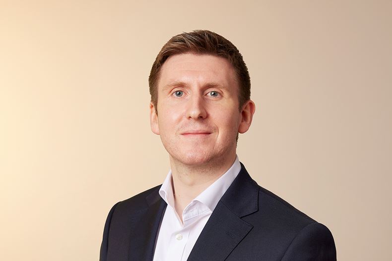 Close kicks off 2024 with two more senior Investec W&I hires