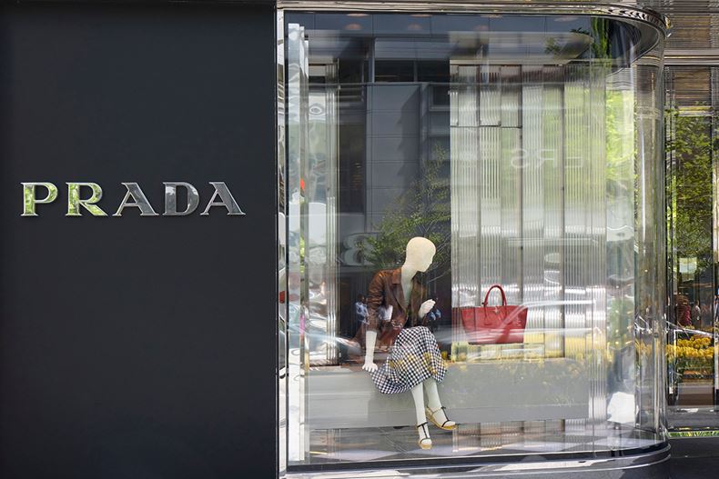 Michael Lindsell tops up Lindsell Train Global stake on falls