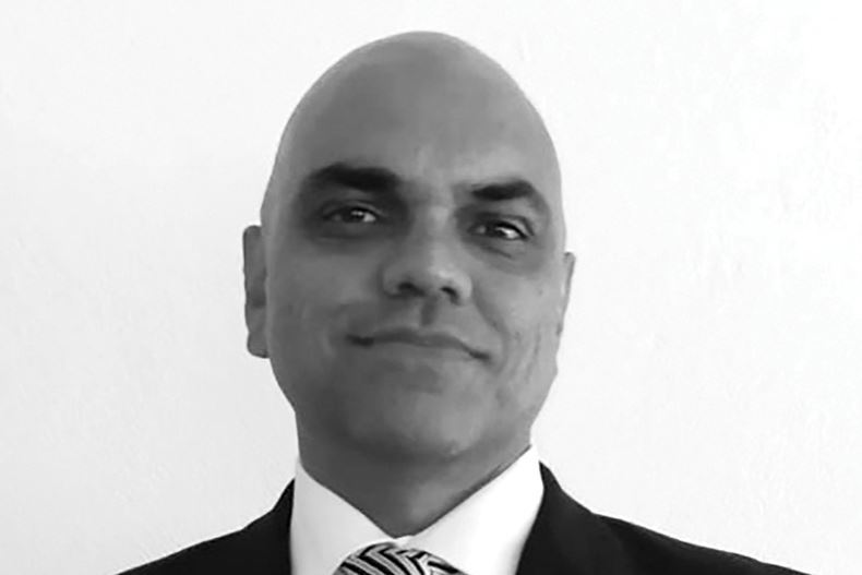 How have local fund selectors approached the change in offshore limit?