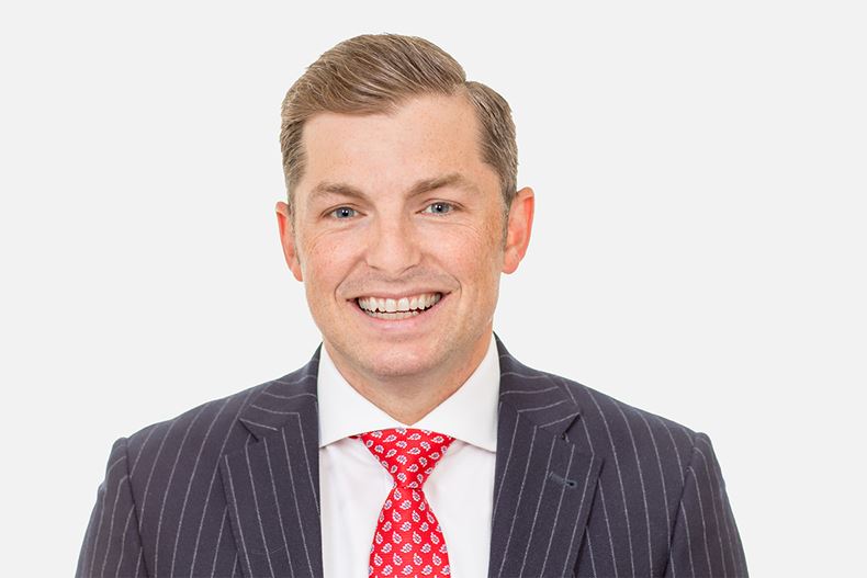 Smead Capital's contrarian oil bet piques private bank interest