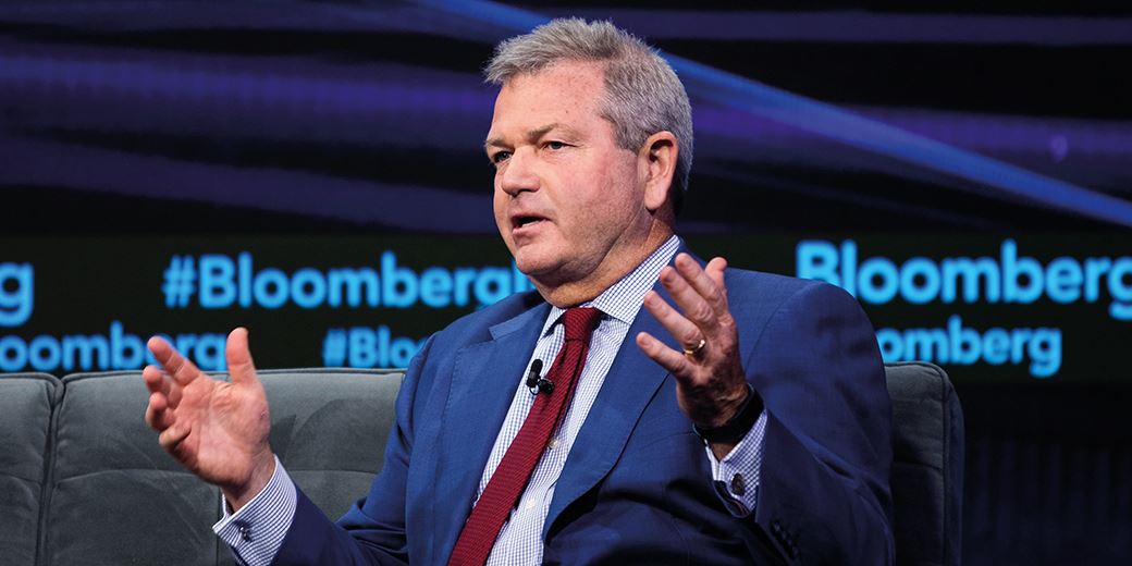 Invesco CEO to step down