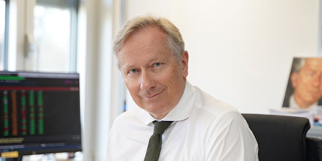 Julius Baer sees gold and bitcoin risks on Trump Ukraine peace deal chance