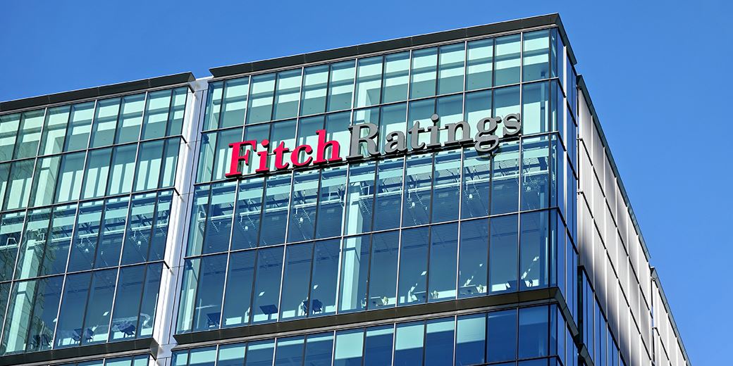 Fitch downgrades US credit rating