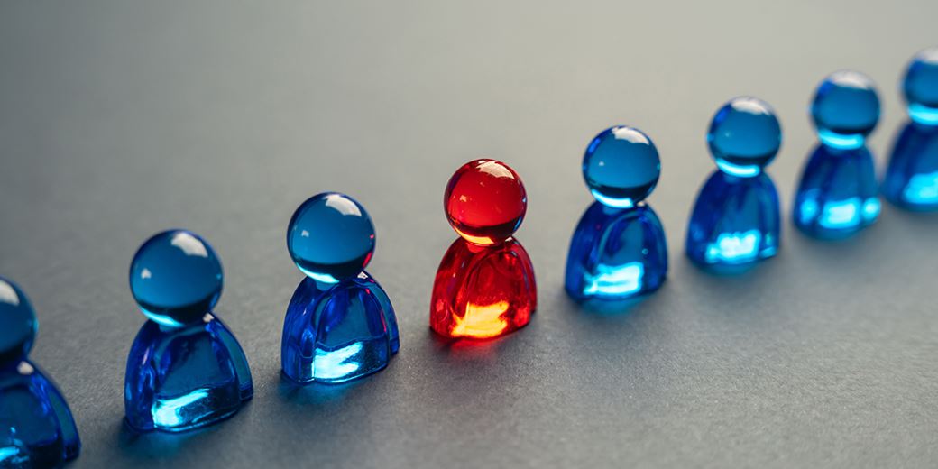 Exclusive: Fidelity adds Mike Riddell’s old Allianz colleague to bond team