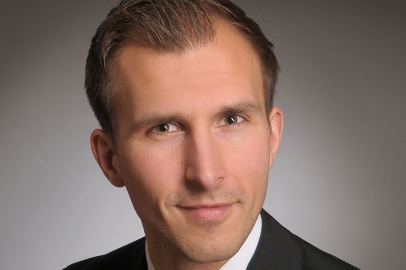 Bundesliga-Schiedsrichter und Private Banking-Chef – wie geht das?