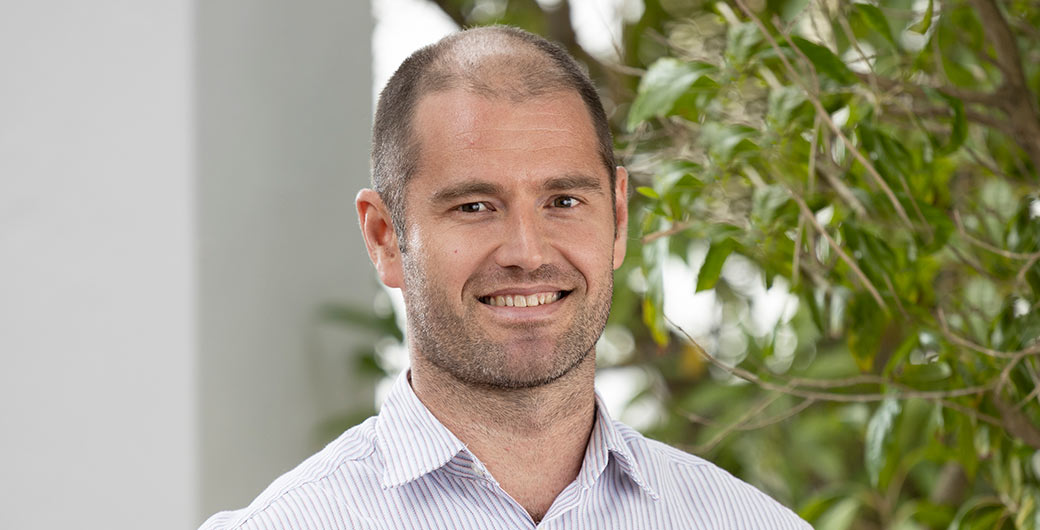 Star selector: Cor van Deventer