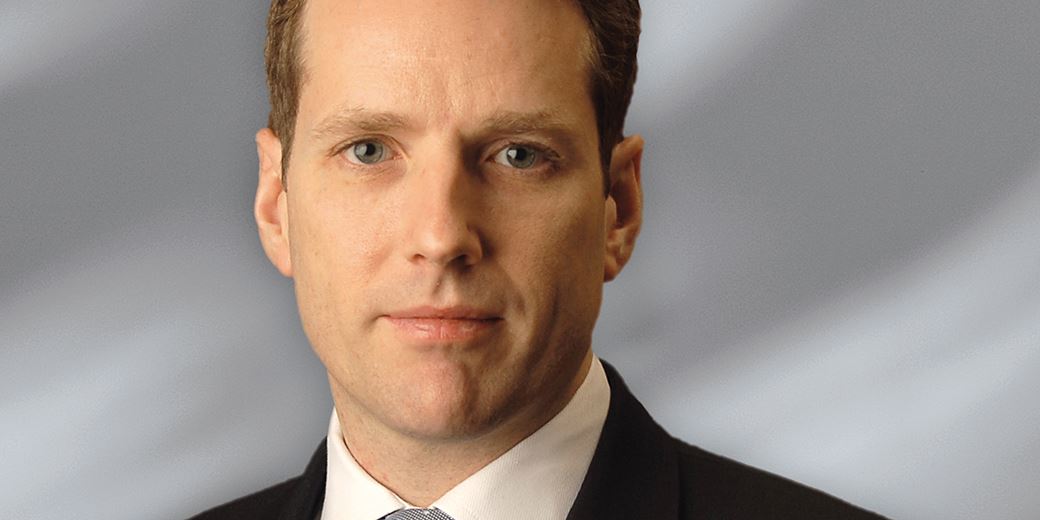 Chi è Alister Hibbert, il gestore BlackRock che guadagna più dell'a.d ...