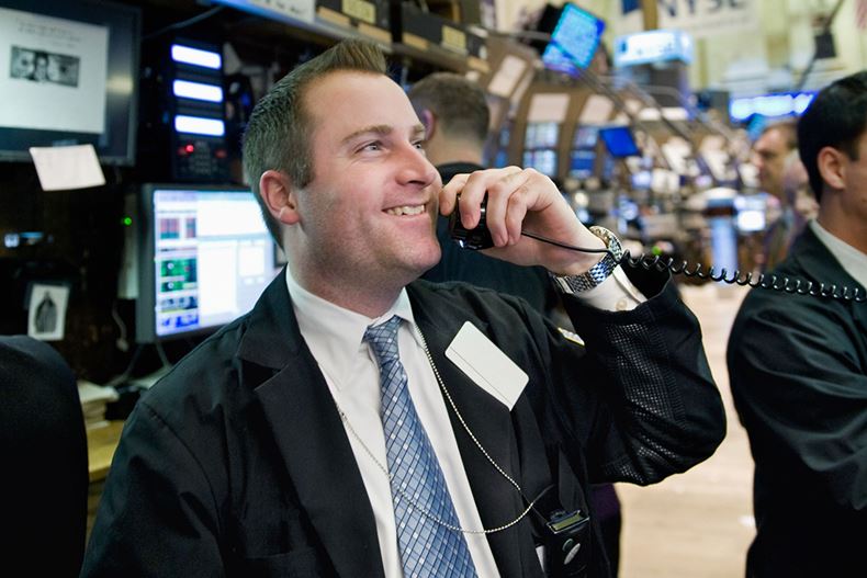 Peel Hunt: Six of the best equity income trusts for 2022