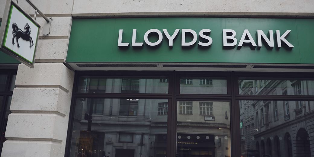 Lloyds taps GBST to replace old school tech at Halifax Share Dealing