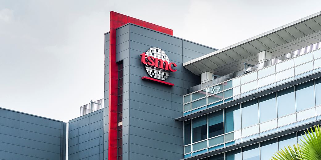 Elite manager profiting as de-globalisation collides with reality