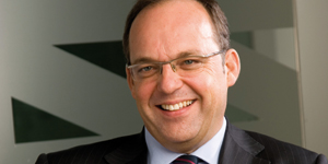 Clive Cowdery knighted; HMRC chief named a dame - Citywire