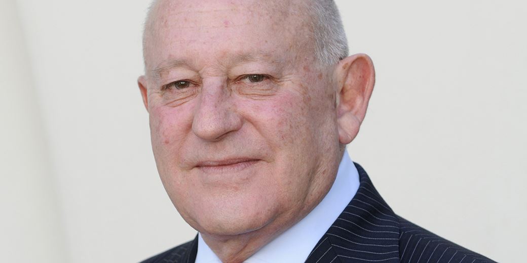 Leon Campher to step down as CEO of Asisa